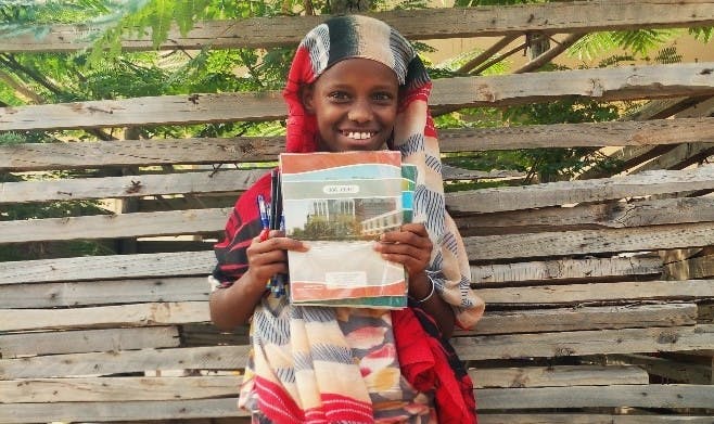 Midden in een crisis blijft Fatuma hard werken om de beste van de klas ...